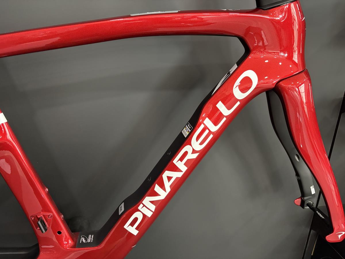 Kit telaio Pinarello Dogma F my25 colore Starry Red